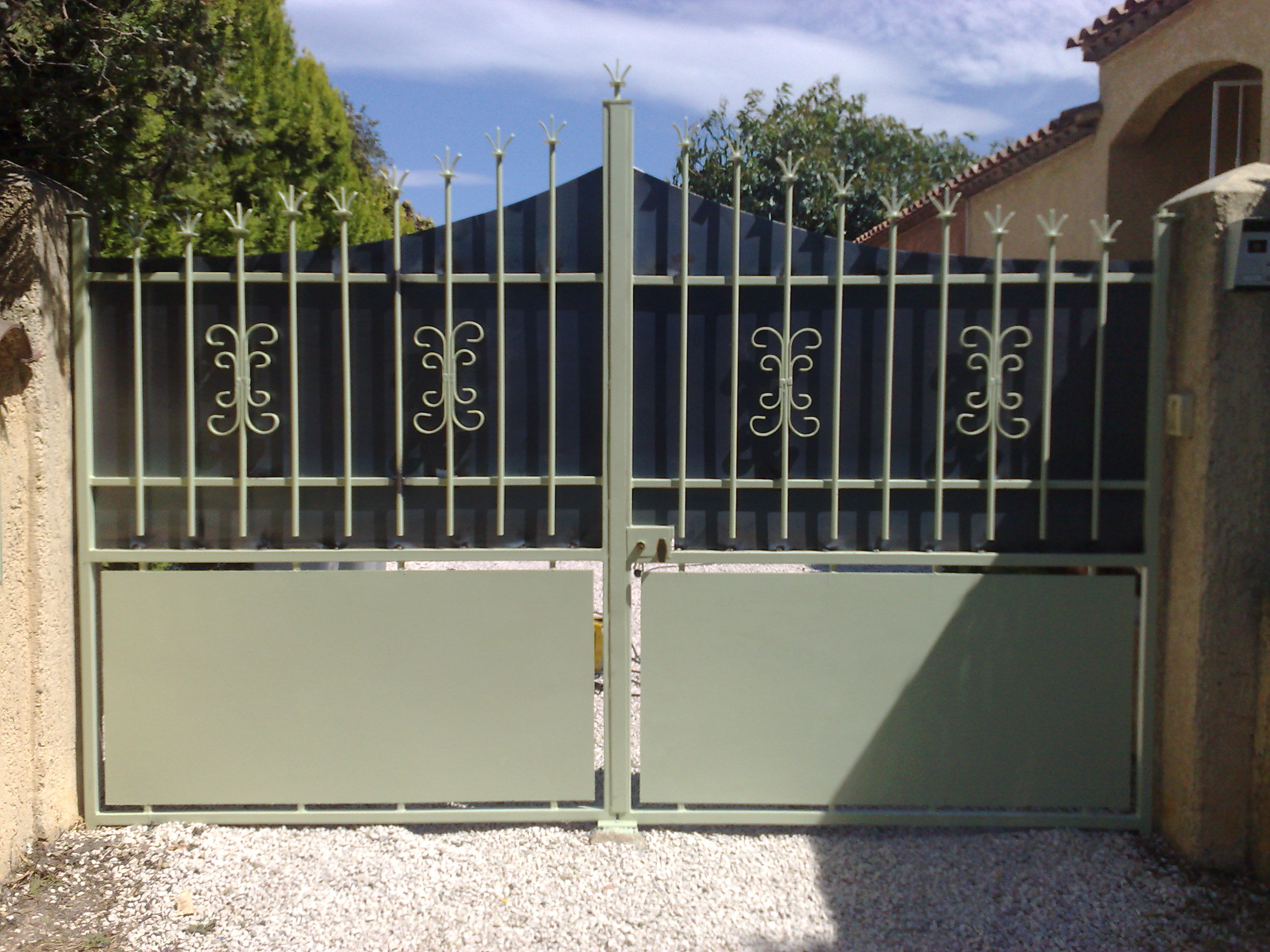 Fabricant, portail, portillon, grille, clôture, en, fer, forgé ...